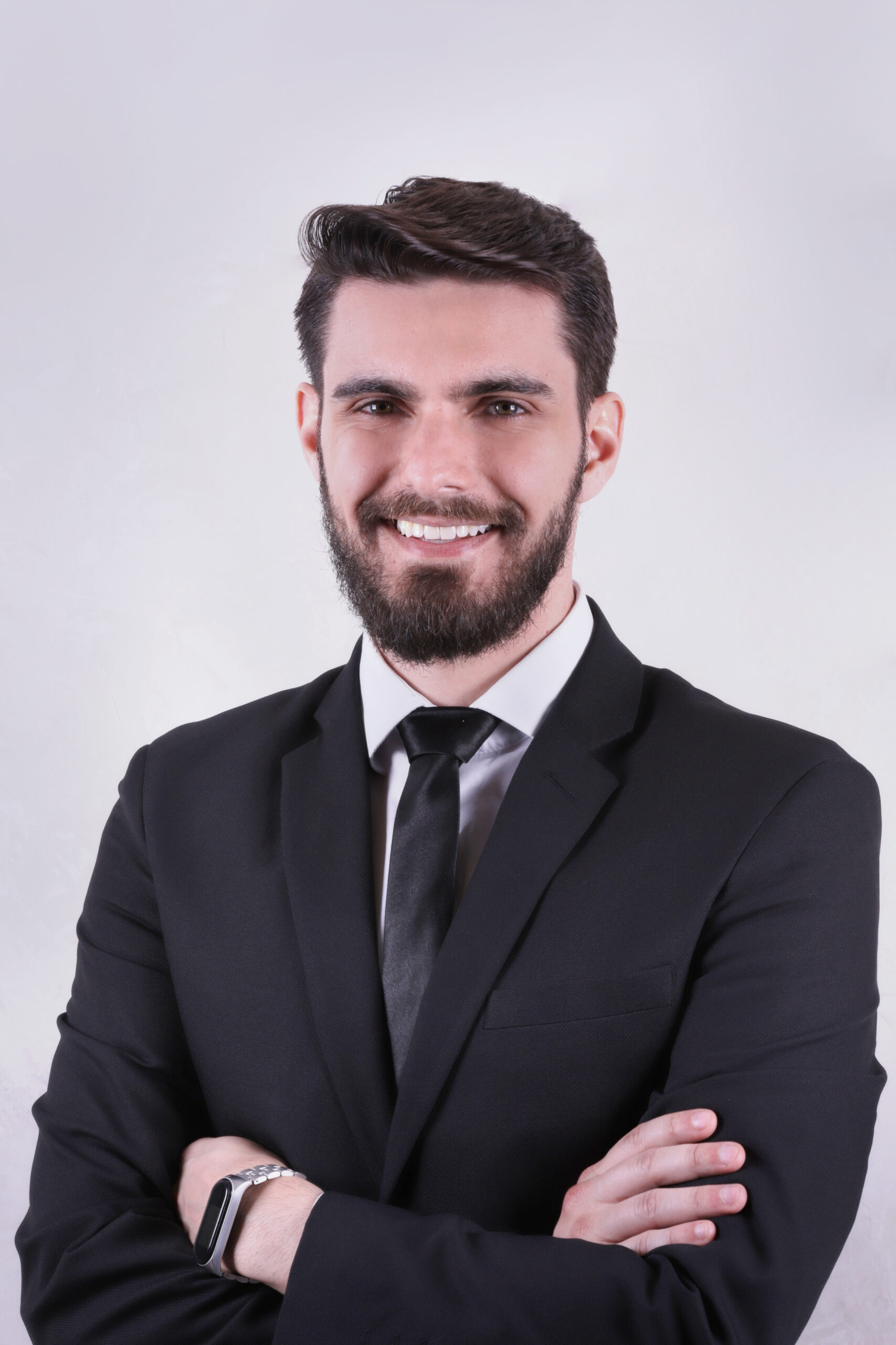 Dr. Matheus Favaro